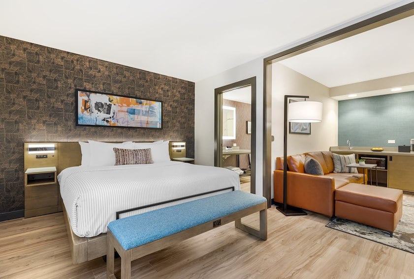 Hotels in Denver Colorado | Cambria Hotel Denver Downtown RiNo